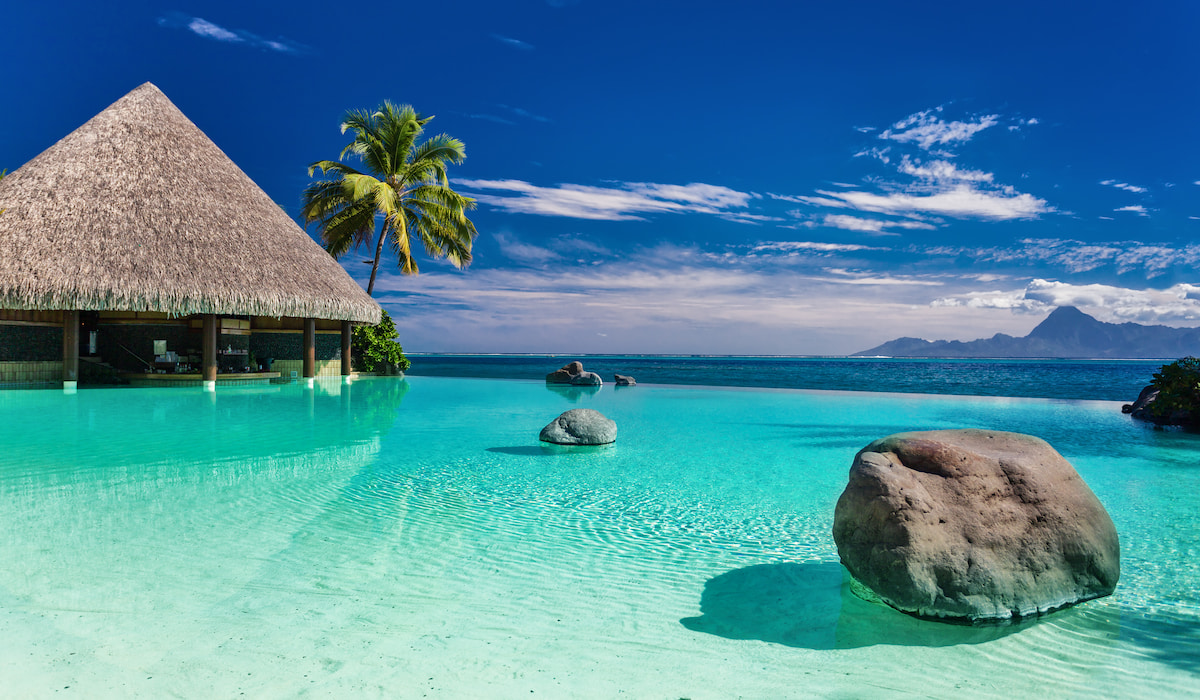 11 Best Islands to Visit in June - Cabana Breezes